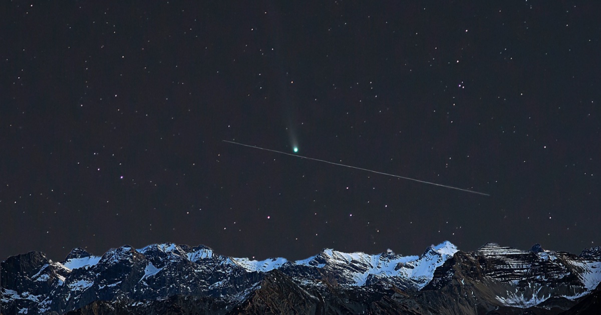 Record Breaking Sungrazing Comet Is On Track To Become The Brightest ...