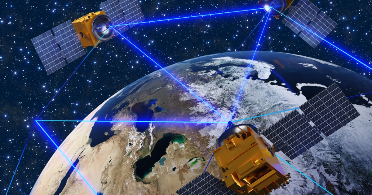 Updated NASA Policy Will Allow Astronauts To Bring Their Smartphones ...