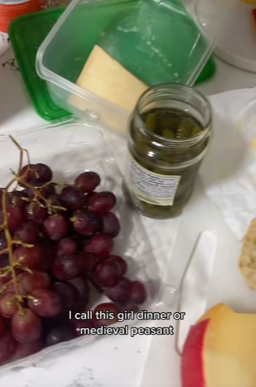 Woman Is Going Viral For Her Love Of Medieval Peasant Meals That She ...