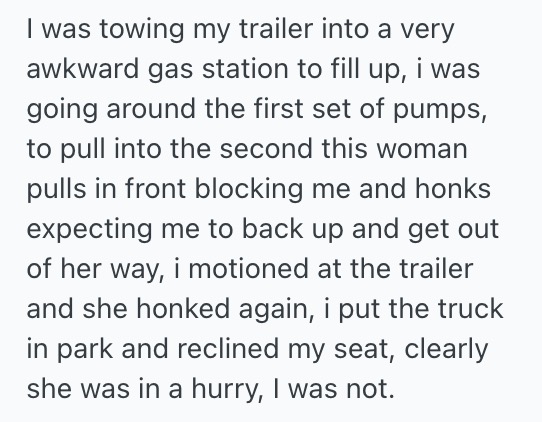 When Road Rage Meets Pure Pettiness: Driver Calmly Washes Every Window ...
